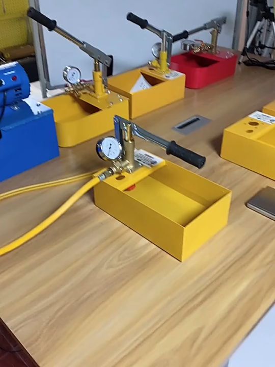 Portable Manual Pressure Testing Pump For Household Use Portable High ...