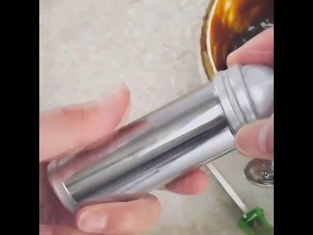 Portable Mini Grease Gun 1000PSI Output Pressure and 80C.C Capacity ...