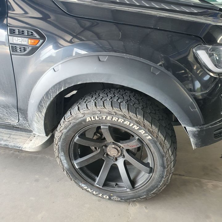 คิ้วล้อ ford ranger ชุดแต่ง spider ขนาด 6 นิ้วมีหลุม สีดำด้าน ใส่ปี ...