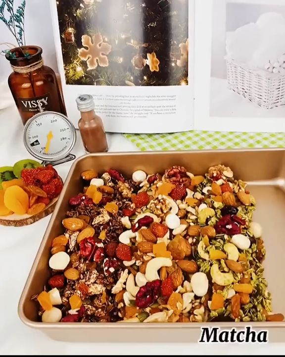 Daily Nuts Trail Mix Nuts Seeds and Dried Fruits Super meal mix nuts ...