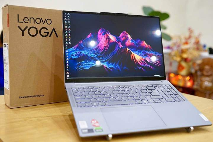 เลอโนโวโยคะโปร 9i 2025 | Intel อัลตร้า 9 185H 32GB 1TB RTX 4060 8GB 16 ...