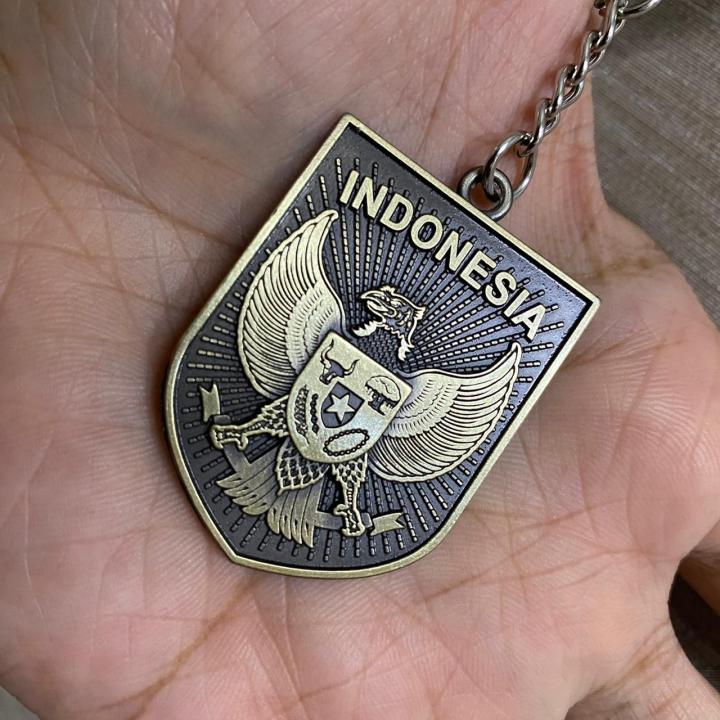 Gantungan Kunci Logo Timnas Indonesia Gantungan Kunci Logam Bolak Balik ...