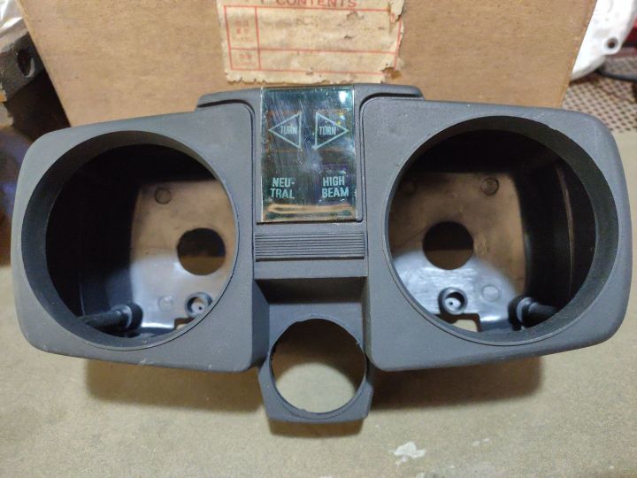 ฝาครอบเรือนไมล์ Kawasaki GTO M1 เป็นงานรุ่นเก่าค้างร้าน มือ1พร้อมใช้งาน ...