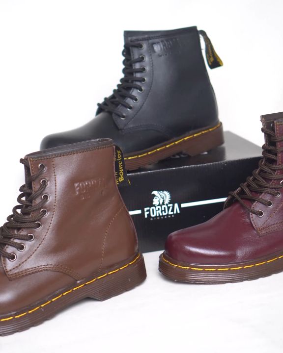 Sepatu Boots Pria Casual Docmart Kulit 8 Hole Dr. Marteens 1080 ...
