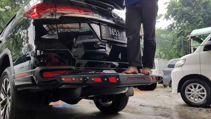 Towing Belakang Fortuner model Overland Bumper Belakang Fortuner model ...