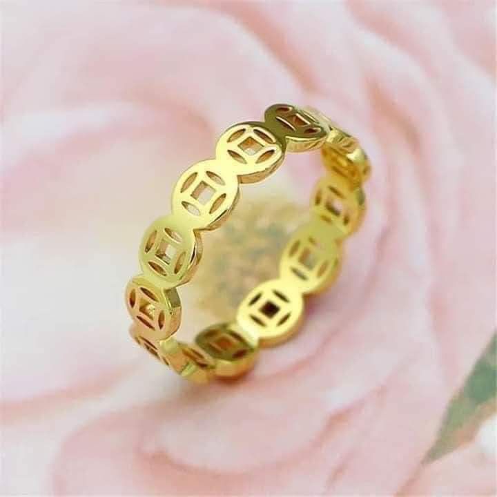 Money catcher Ring 2024 w/ Free Ordinary Box | Lazada PH