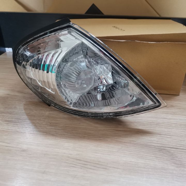 Nissan Sentra Grandeur 2000-2002 signal light/corner light | Lazada