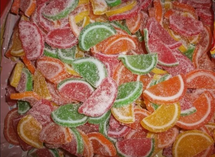 Gummy fruit slices (Negosyo pack) 160-200 pcs Gummy /sweet /candies and ...