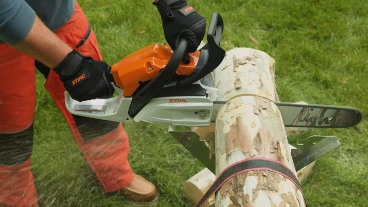 STIHL MS162 12'' One Hand Chain Saw 30.1cc Mesin Potong Pokok | Lazada