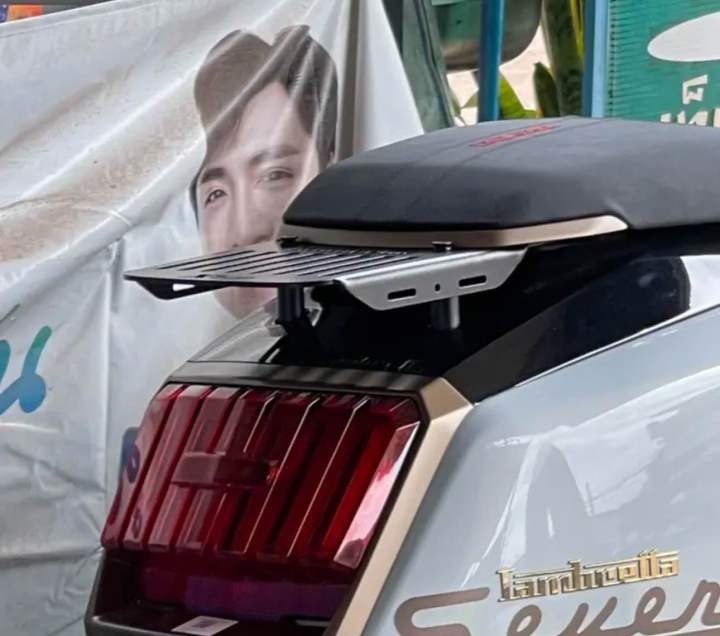 Rack หนาสีดำ powder coat Lambretta X300 งานสวยราคาเบาหวิววว 990 บาท ...