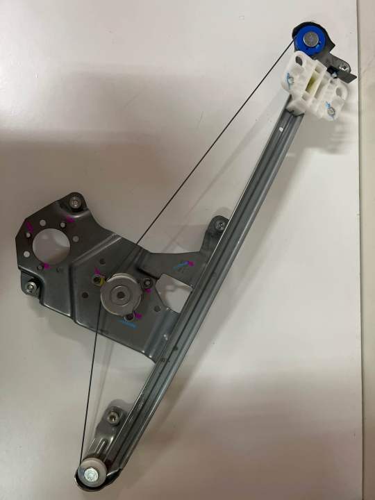 Genuine Isuzu Power Window Mechanism REAR RIGHT Isuzu DMAX (Up to 2013 ...