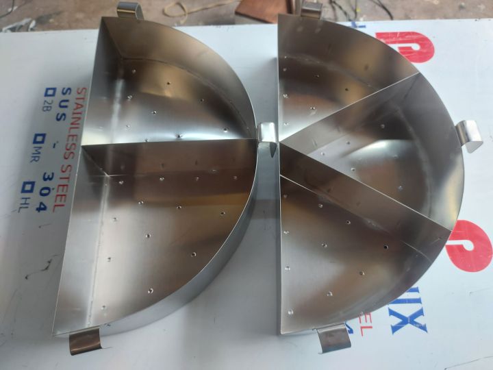 Pares Meat Divider Stainless for No. 2 Kaldero with Holes (16.5 inside ...