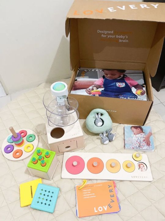 Lovevery Award-Winning Play Kits. Stage-based play essentials toys ...