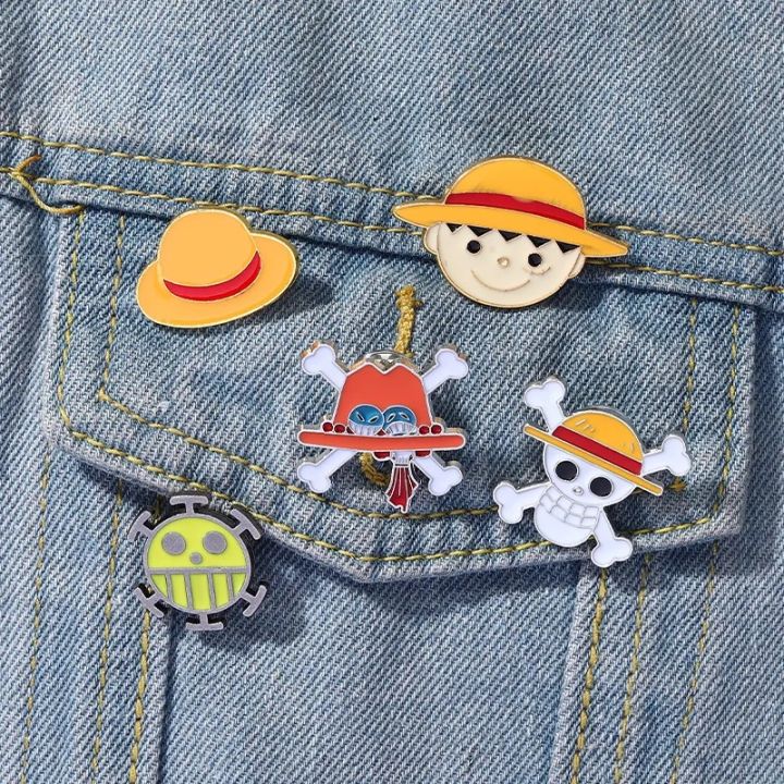 🔥🔥Roman Holiday One Piece Luffy Straw Hat Brooch Metal Cartoon Badge ...