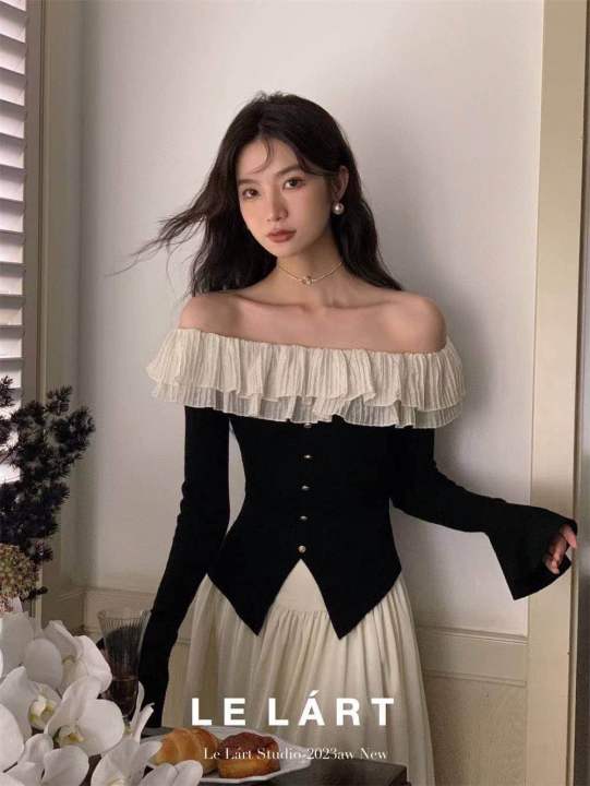 ป้าย WGWE เสื้อปาดไหล่แต่ระบายสวยหรูดูแพงม๊ากกรุ่นนี้ ดีเทลแต่งกระดุม ...