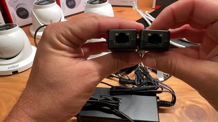UP To 8MP Video Video Balun For CCTV Surveillance Coaxial Passive ...