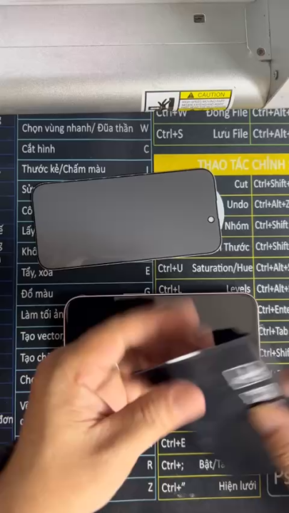 Cường lực chống nhìn trộm iPhone 12 DẾN 16 PRO MAX,Công nghệ chống nhìn ...