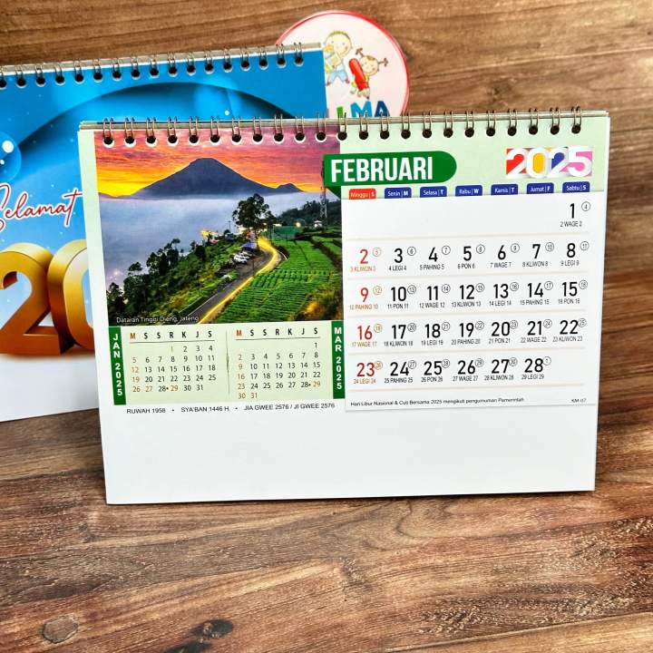 Kalender Meja Pemandangan Alam Tahun 2025 | Lazada Indonesia
