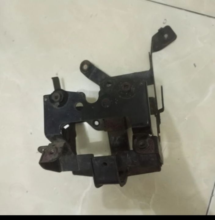 dudukan box aki Vario 110 karbu old tekno original copotan | Lazada ...