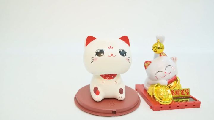 Kucing Cina Maneki Neko / Kucing Hoki Tenaga Panel Surya Solar / Patung ...