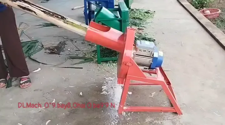 Máy thái chuối mịn nguyên cây , băm cỏ voi , rau bèo công suất 2 ngựa ...