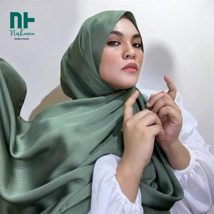 NH Hijab Silk Satin Long Hijab with Metal Tag by Umama | Lazada PH
