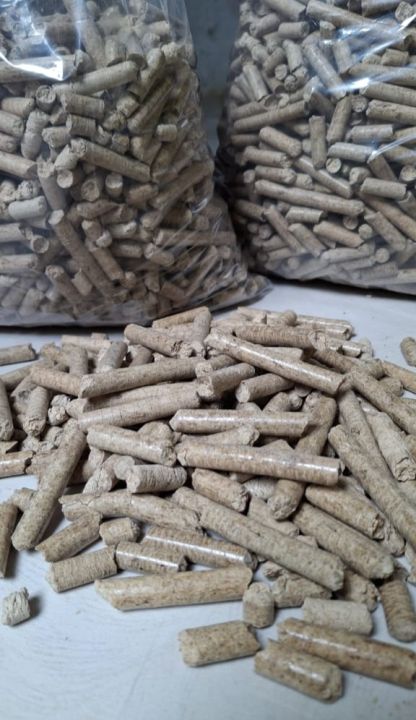 wood pellet / pelet kayu / alas kandang / cat litter 20 kg | Lazada ...