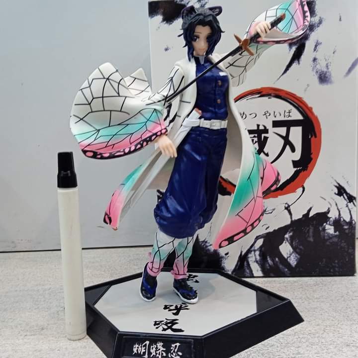 Mainan action figure shinobu kocho kimetsu no yaiba standing figure ...