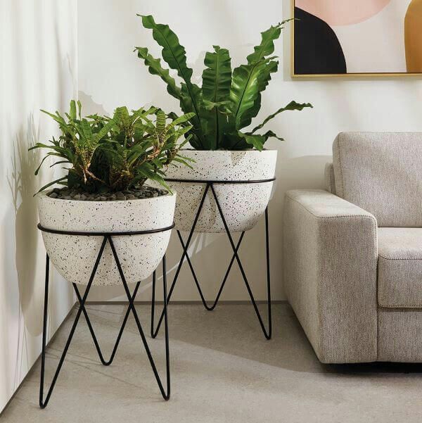 DUDUKAN POT BESI, STANDING POT BUNGA | Lazada Indonesia