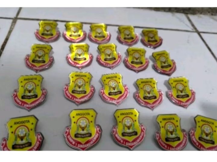 pin osis organisasi custom | Lazada Indonesia