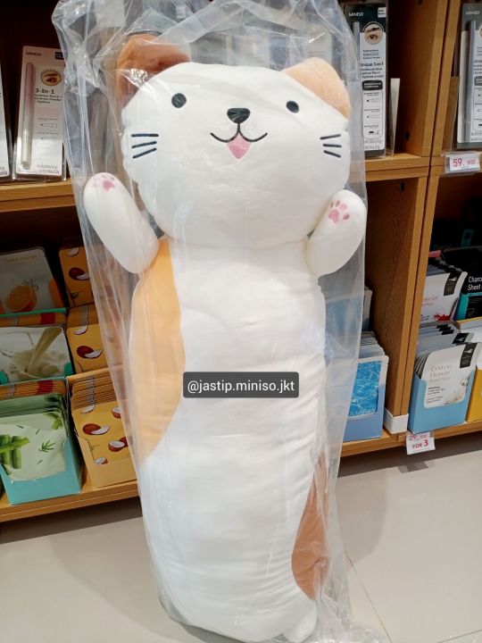 MINISO 🆕 Boneka Kucing JUMBO / Guling Kucing JUMBO (sz.90cm) | Lazada ...