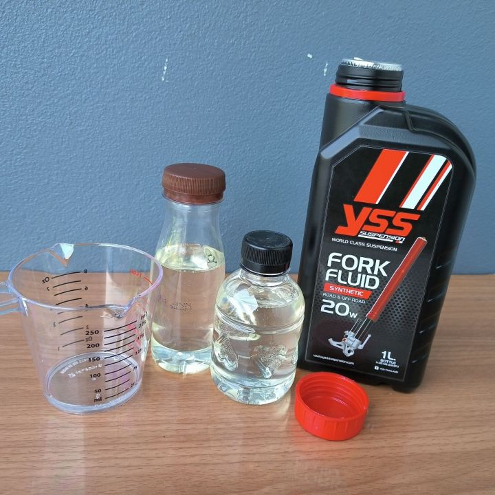 น้ำมันโช๊ค YSS FORK FLUID 20W,15W สังเคราะห์แท้ ของแท้100% [สินค้าแบ่ง ...