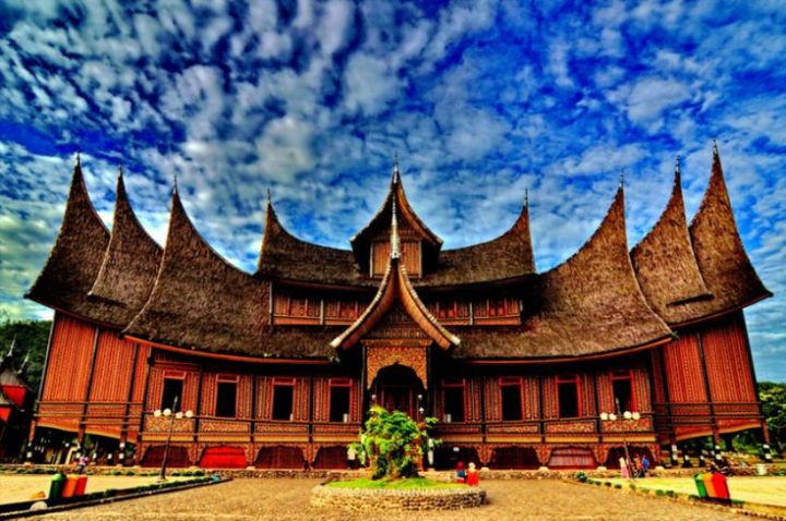 POSTER CETAK, RUMAH ADAT MINANGKABAU, Hiasan Dinding/ Lukisan Cetak ...