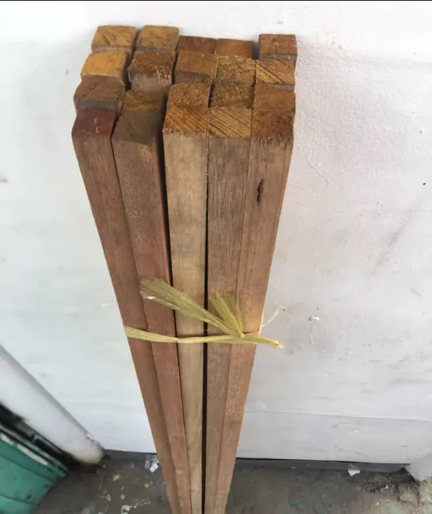 LISTON WOOD. 10 PCS. PER BUNDLE. 1/2 X 1", 1 X 1, 1/2 X 2. diy wood ...