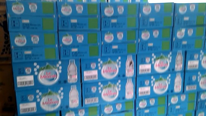 Le Minerale AQUA MINI AIR Minum Kemasan 330ml Pilihan Minuman Sehat ...