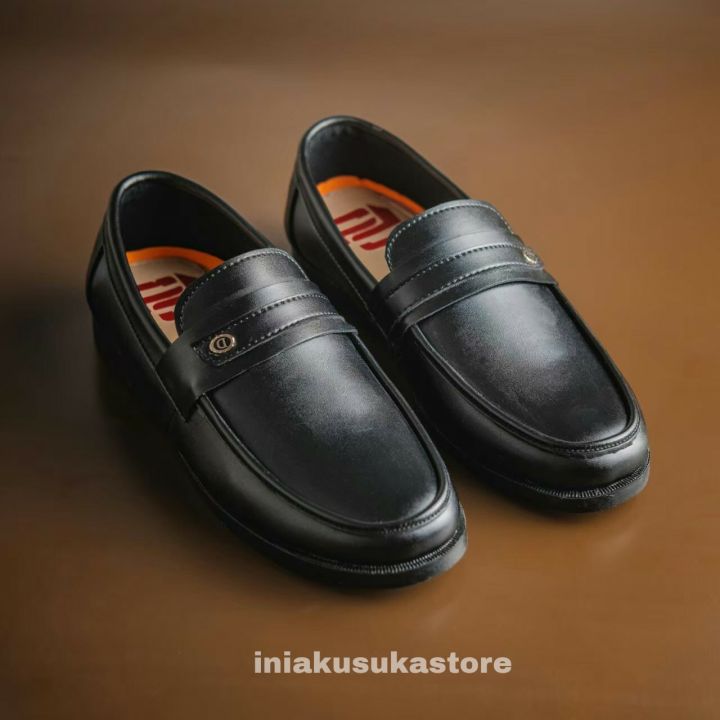 Sepatu Formal Casual Pria Kulit Kerja Kantoran Semi Santai Kondangan ...