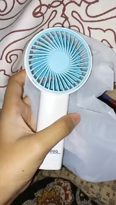 Kipas Angin Mini Genggang CUte Mini FAN Lampu LED warna warni portable ...