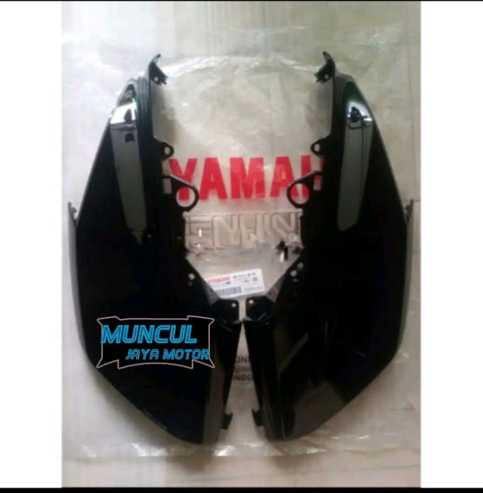 BODY COWLING NMAX OLD HITAM GELOSY KANAN KIRI ORIGINAL YAMAHA GENUINE ...