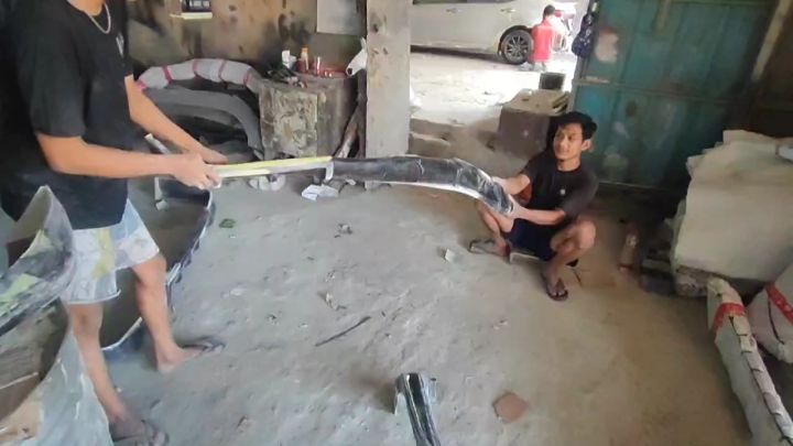 COD diffuser TOYOTA GRAND FORTUNER TRD bodikit | Lazada Indonesia