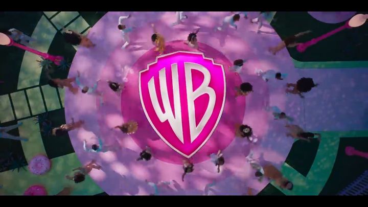 BARBIE Sig BARBIE Iconic Movie Outfit / BARBIE Sig Ken Iconic Movie ...