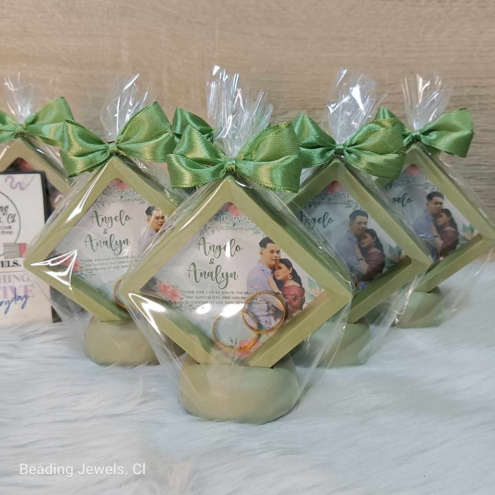 Wedding Floating Frame Souvenir/Giveaways | Lazada PH