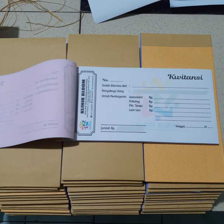 Kwitansi Custom 2 ply (Min Order 3 buku ). kwitansi pembayaran ...