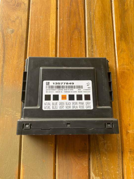 กล่อง BCM บอดี้คอนโทรล Chevrolet Cruze เบอร์ 13577849 มือสองถอด รับ ...