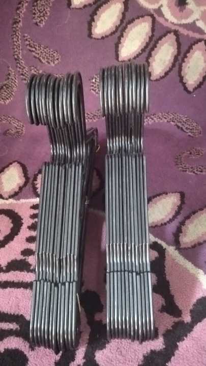 HANGER PLASTIK /GANTUNGAN BAJU ISI 12 PCS | Lazada Indonesia HANGER PLASTIK /GANTUNGAN BAJU ISI 12 PCS | Lazada Indonesia