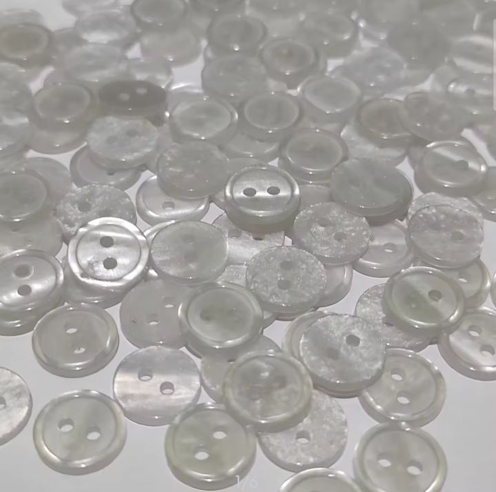 144 pcs Kancing Kemeja Putih Transparan 2 Lobang Diameter 11 mm ...