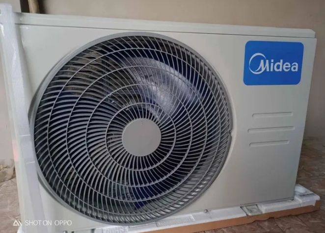 AC Midea 1/2 PK | Lazada Indonesia