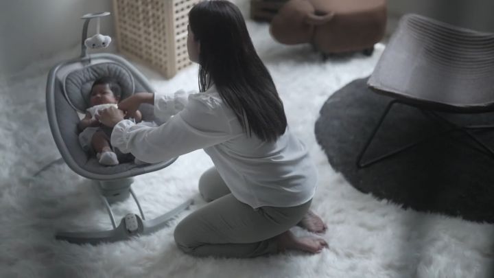 Comfy Baby Skylar Baby Swing (side to side) Electric Swing Buian Bbay ...