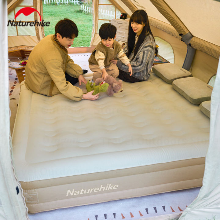 Naturehike ตั้งแคมป์กลางแจ้งที่นอนเป่าลมในตัวปั๊มลมสบายเสื่อเป่าลม -15 ° C เดินทางอบอุ่นแบบพกพา ...