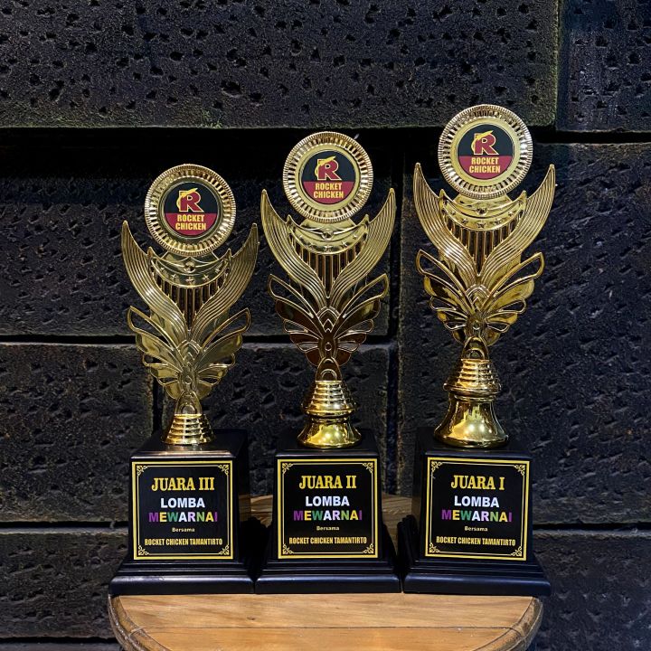 Piala trophy kejuaraan isi 3 custom tulisan | Lazada Indonesia