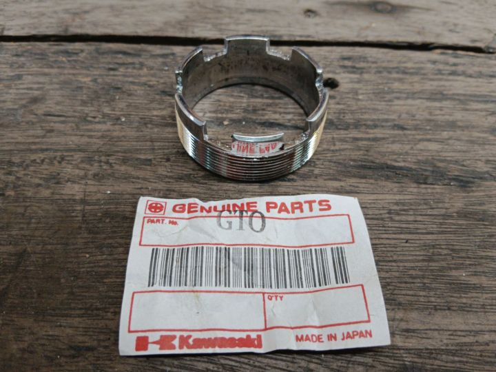 น๊อตท่อไอเสีย Kawasaki GTO เป็นงานรุ่นเก่าค้างร้าน สิ้นค้ามือ1 พร้อมใช้ ...